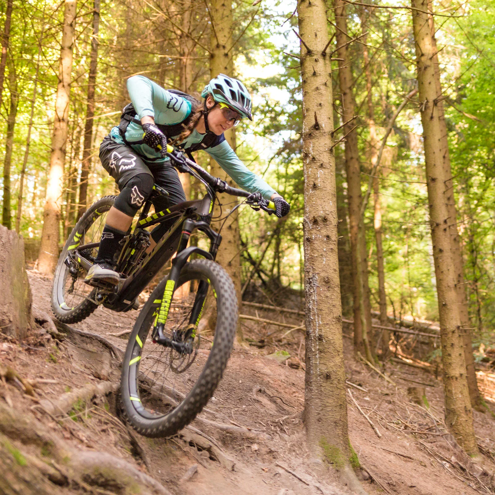 The Best Downhill Bike of 2025 - ElectricScotter